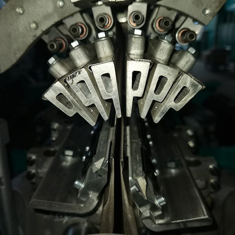 Double Needle Bar Raschel Machine RD6 Manufacturer - A-ZEN Textile